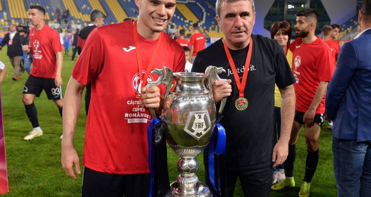 Gheorghe Hagi'nin oğlu Ianis Hagi Süper Lig'e transfer oluyor - TR ...